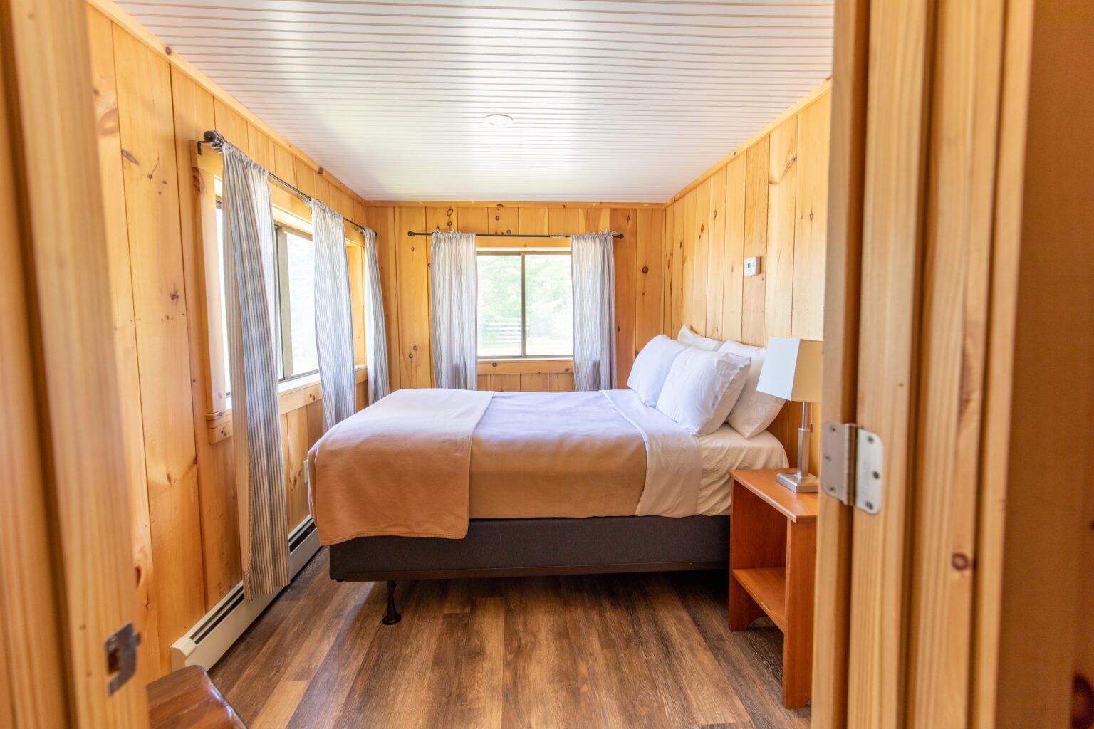 Large Cabins – New England Outdoor Center